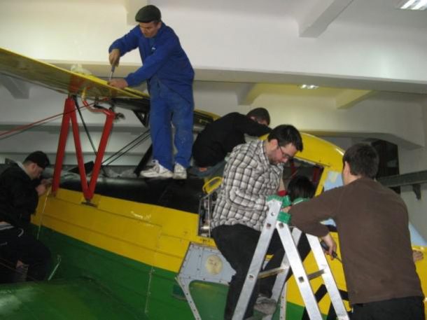 Aerospace Structures Laboratory - Alumni Politehnica Aerospace Engineering